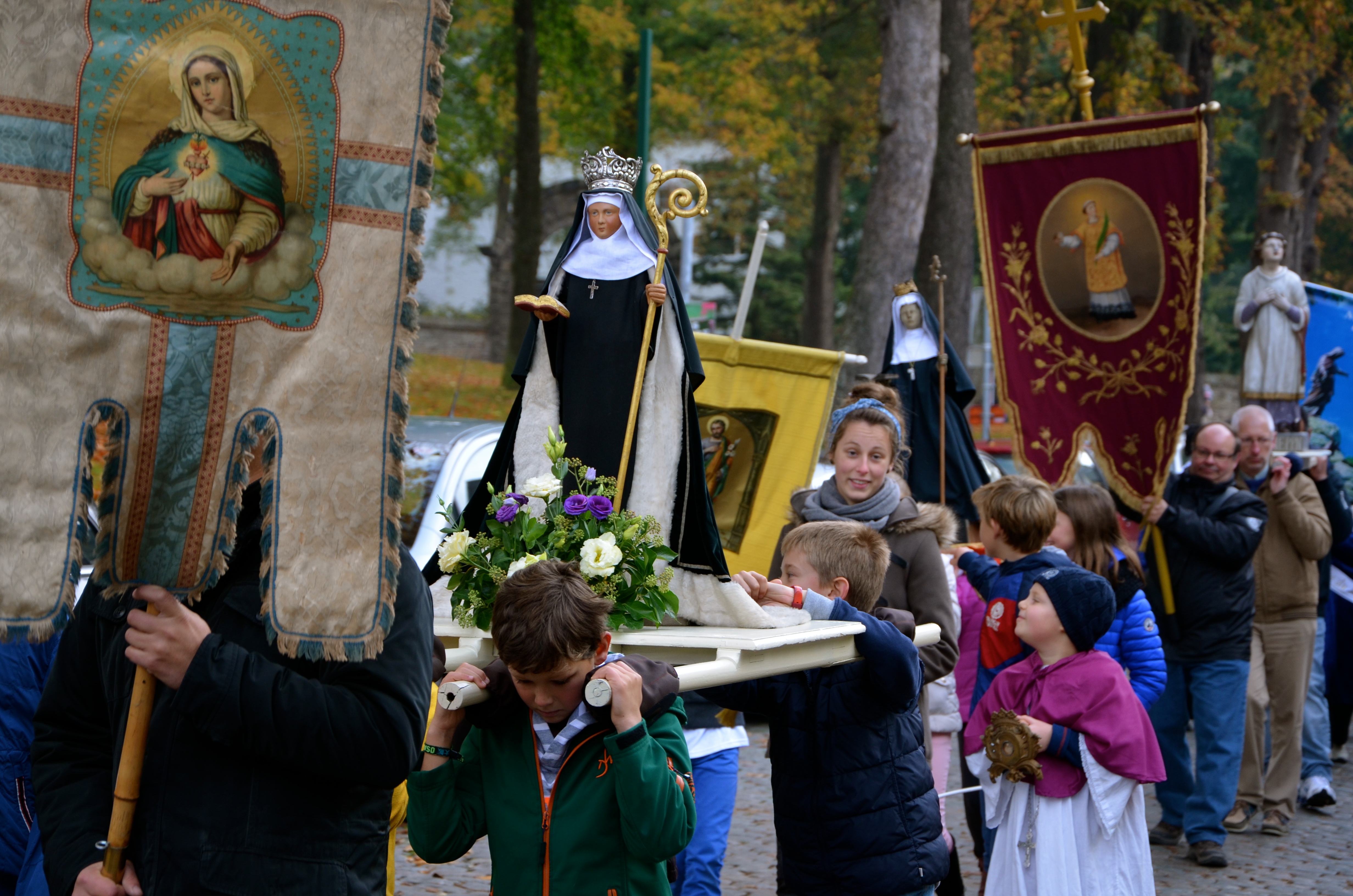 Procession le 28 septembre du Très Saint-Sacrement et de Sainte-Wivine ...